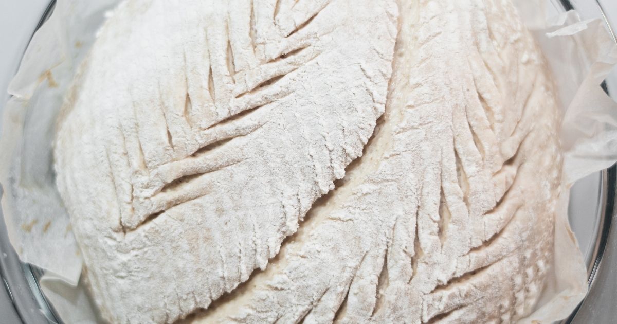 How To Score Sourdough Bread [best tips for scoring sourdough] - The ...