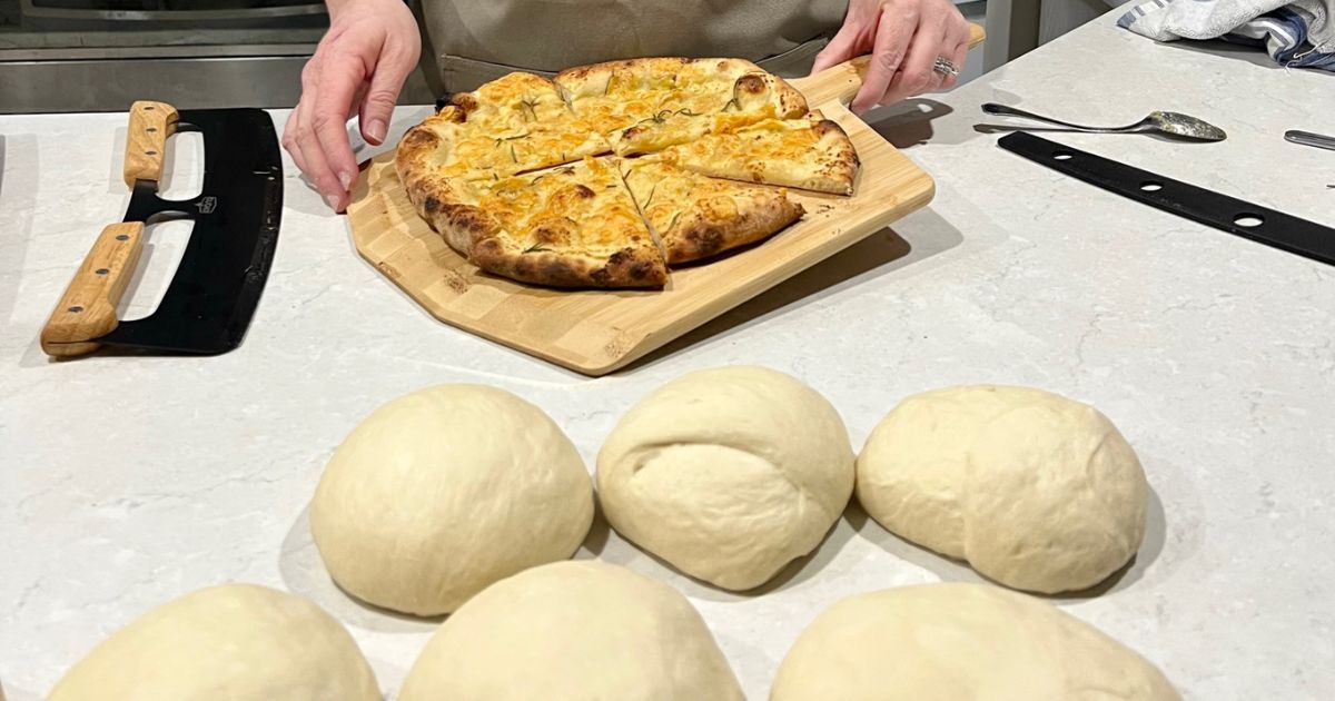 Best Pizza Toppings for Homemade Pizza - The Pantry Mama