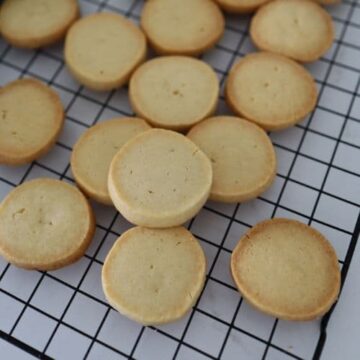 Simple Sourdough Shortbread Cookies [with 20+ flavor ideas] - The ...