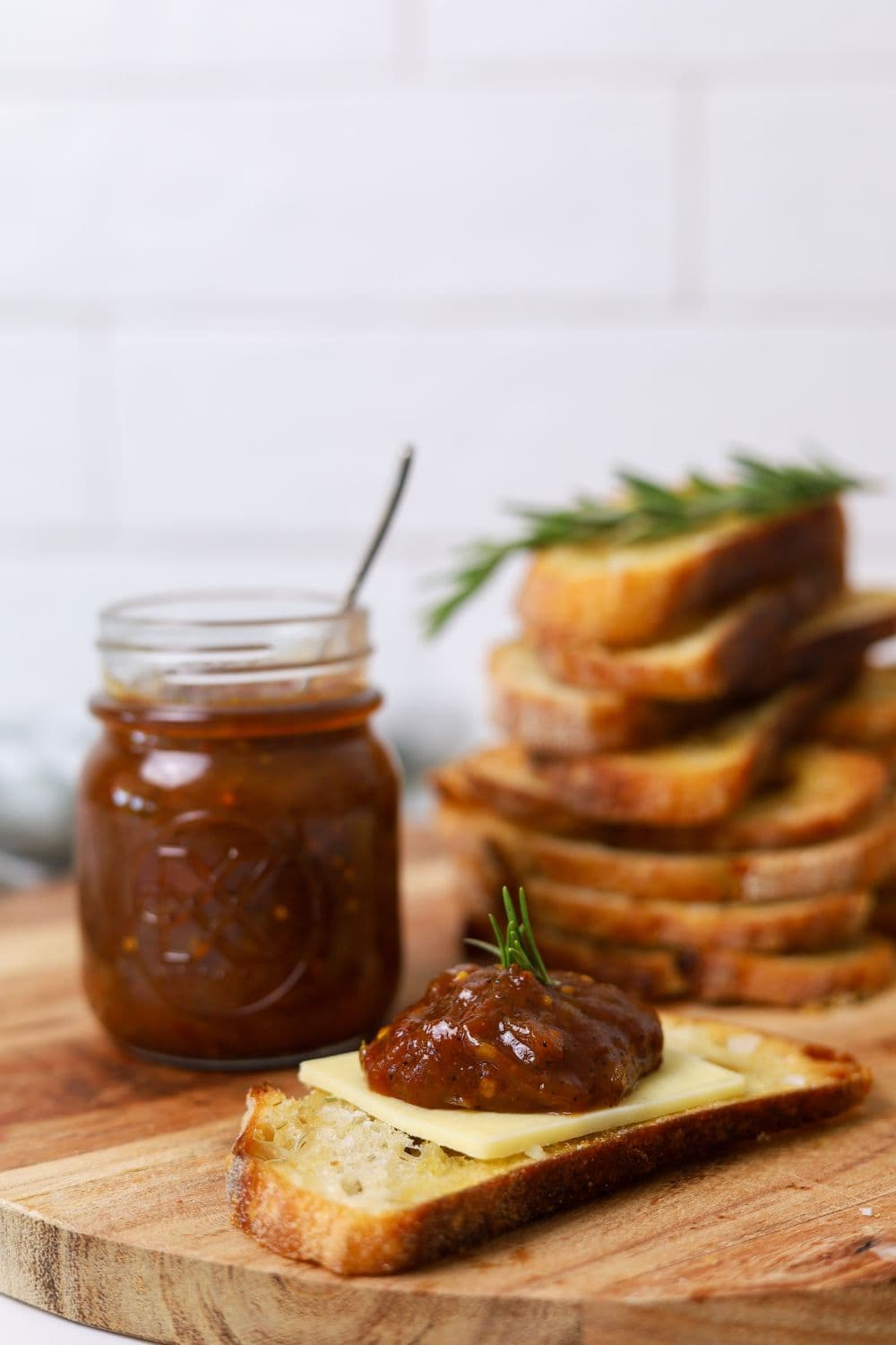 Chilli Tomato Relish - The Pantry Mama
