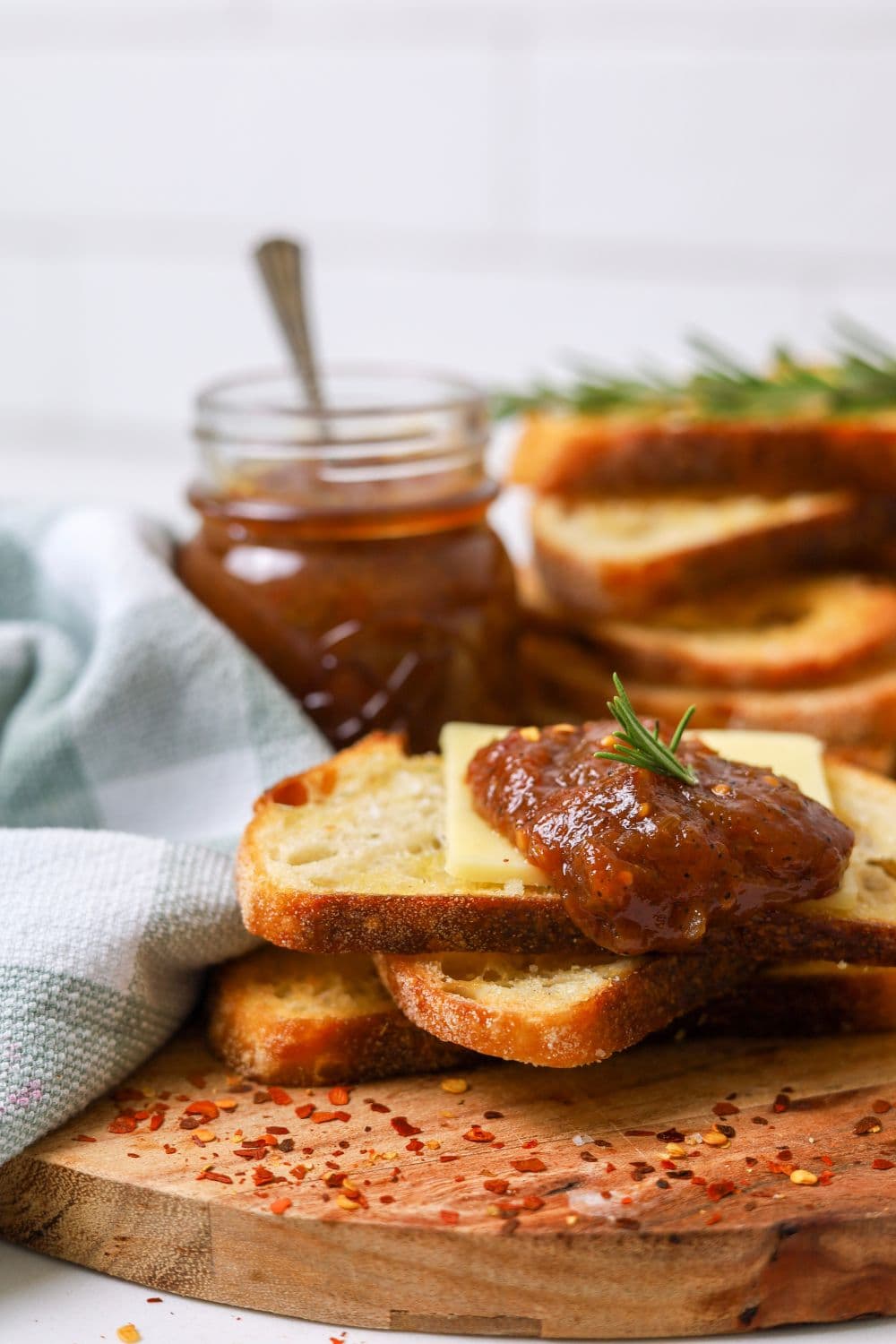 Chilli Tomato Relish - The Pantry Mama