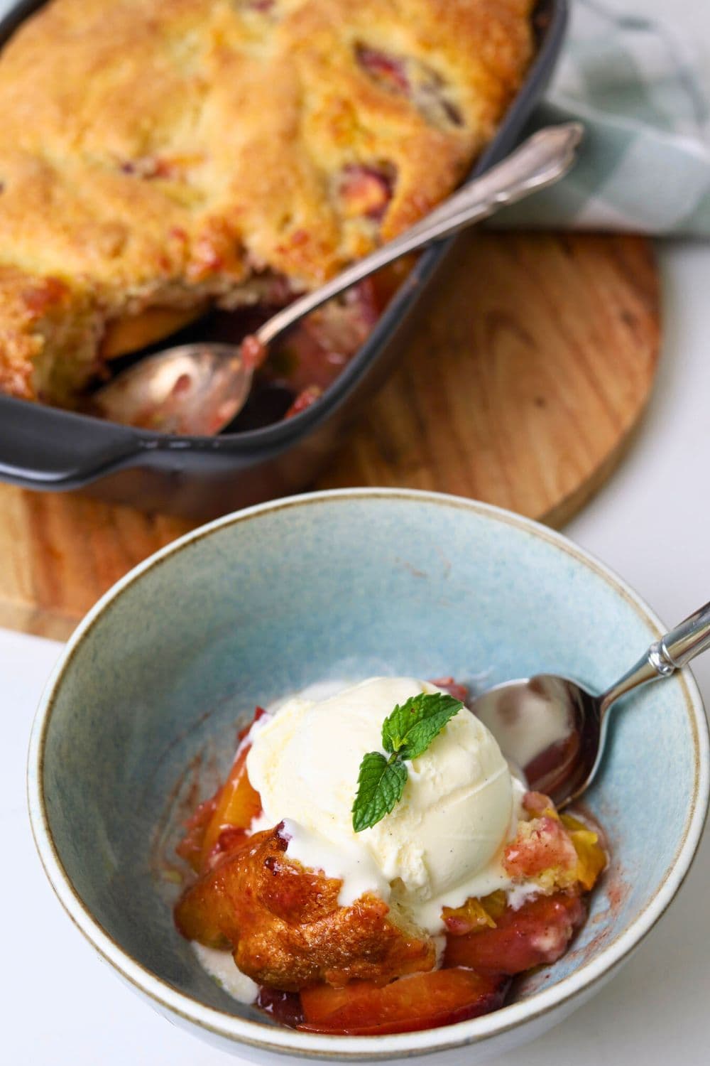 Sourdough Peach Cobbler - The Pantry Mama