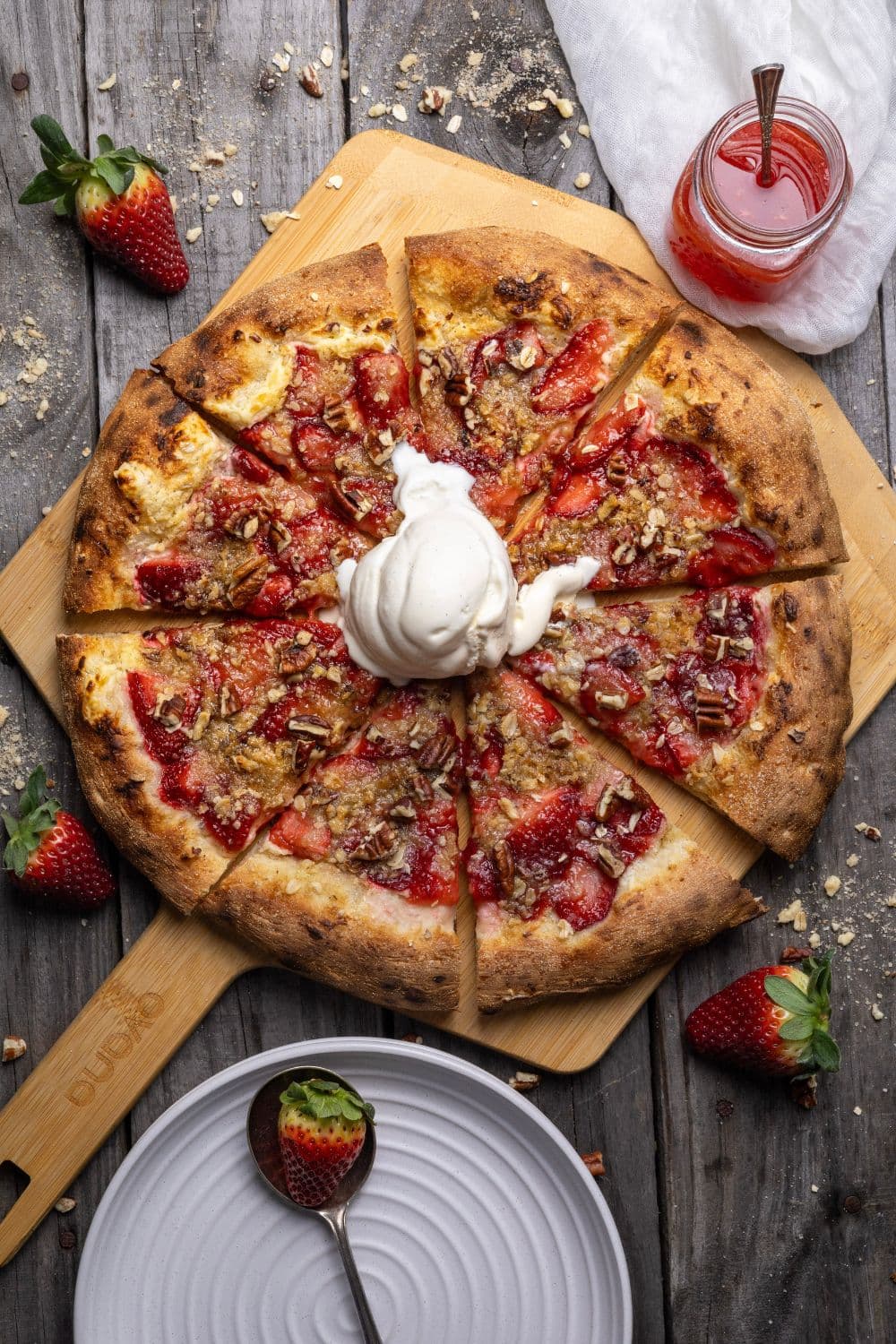 Sourdough Strawberry Crumble Pizza - The Pantry Mama